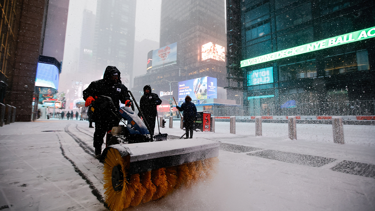 More than 1 million Americans lose power as monster winter storm sweeps ...